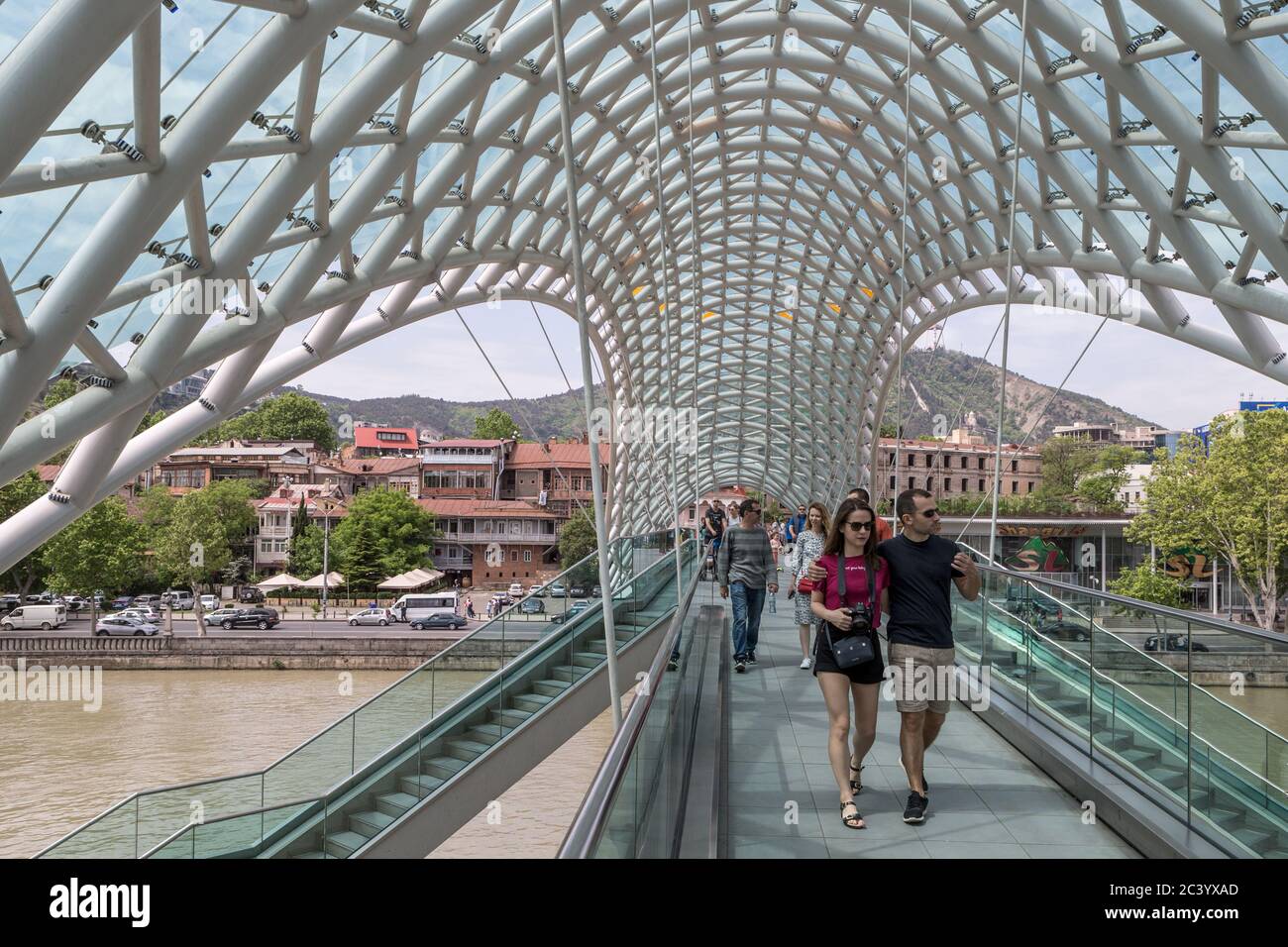 Curved glass canopy hi-res stock photography and images - Alamy