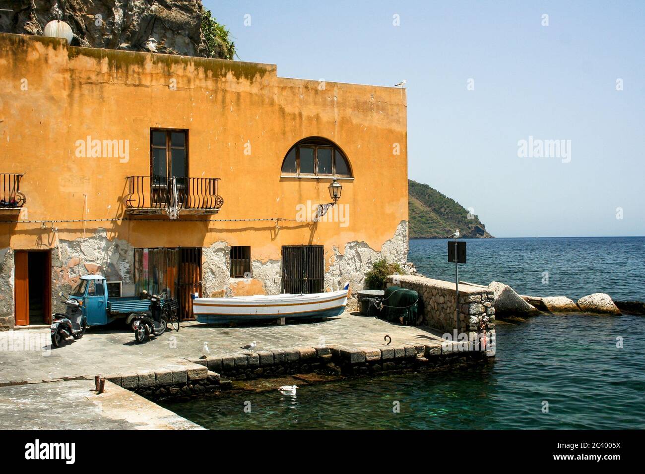 Mediterraneo italy hi-res stock photography and images - Alamy