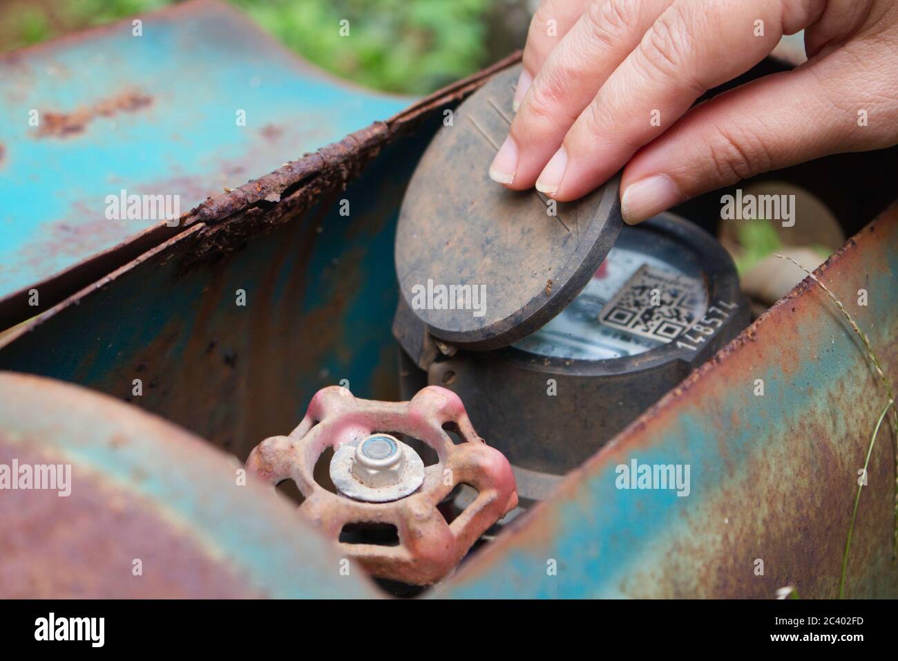 Gas meter box hi-res stock photography and images - Alamy