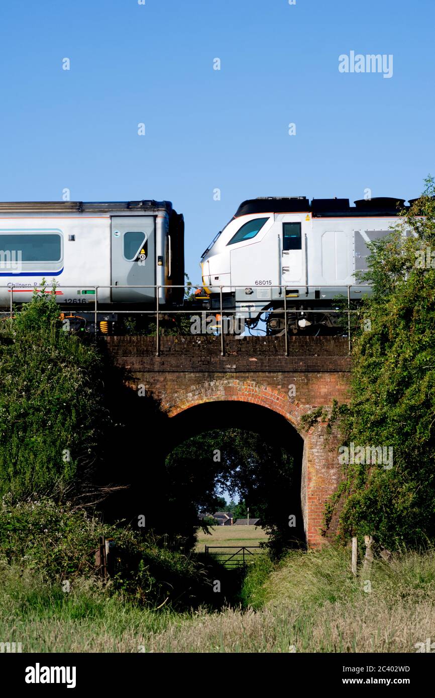Side view of train bridge hi-res stock photography and images - Alamy