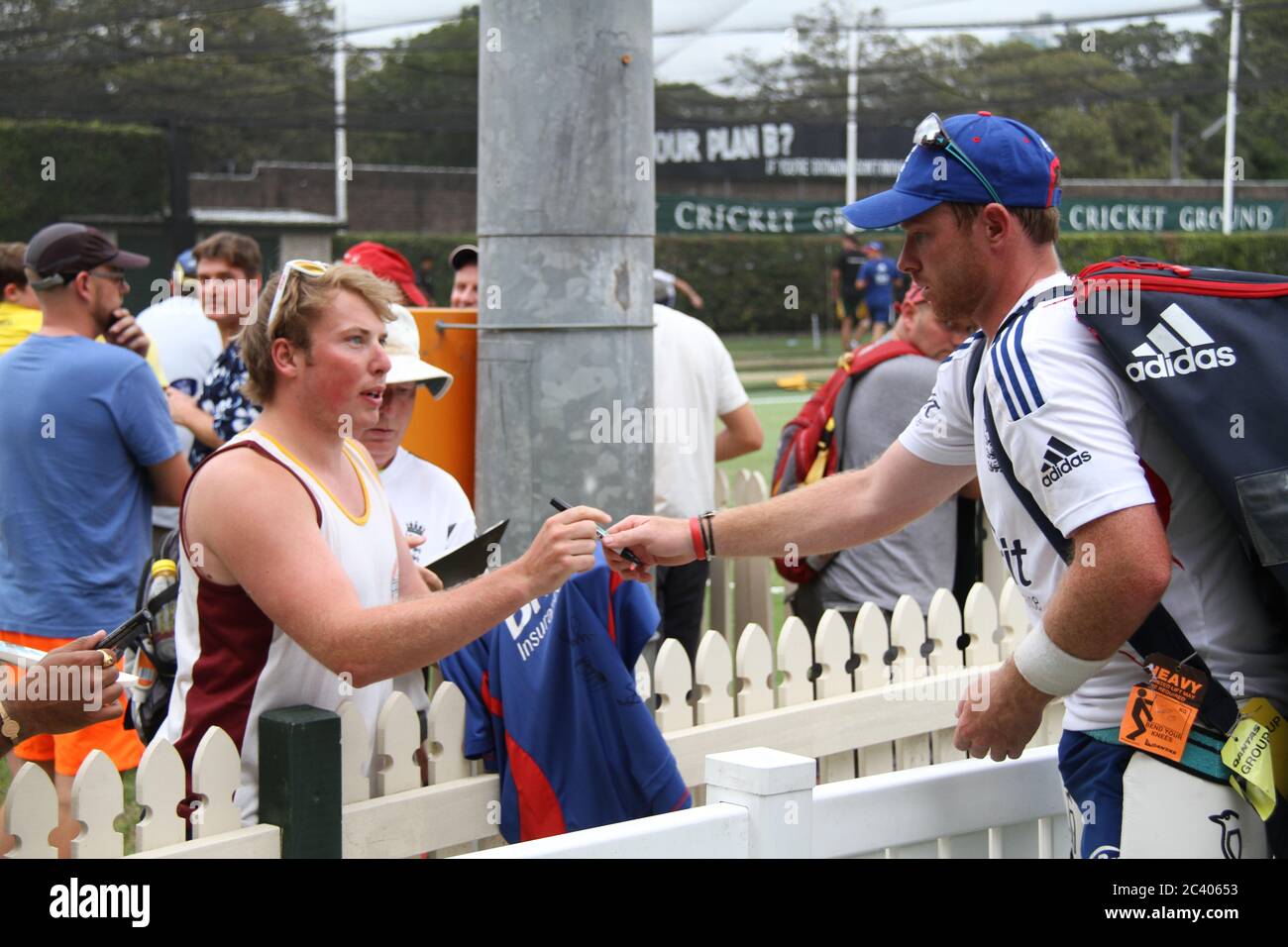 English cricketer Ian Bell signed autographs and had his photo taken ...