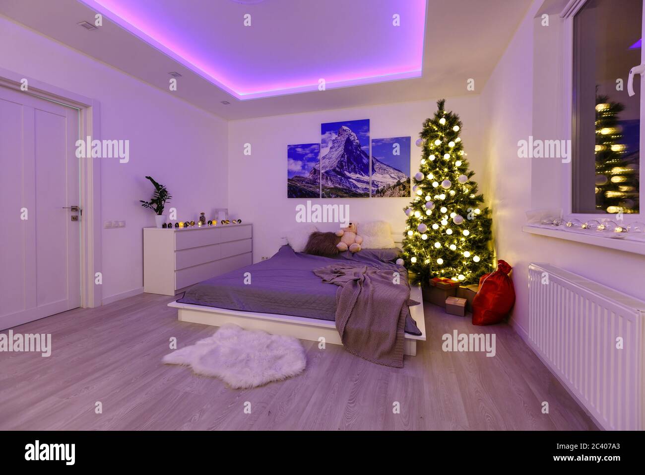 Christmas stocking bedroom hi-res stock photography and images - Alamy