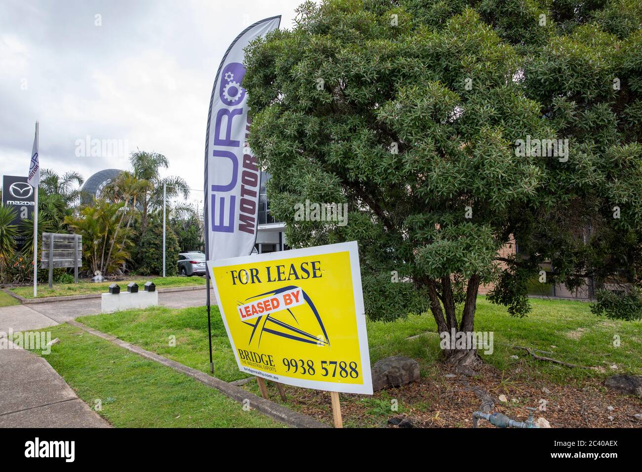 Property signboard hi-res stock photography and images - Alamy