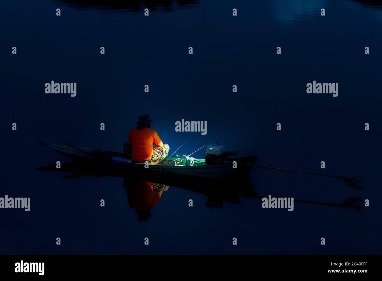 Small shrimp boat hi-res stock photography and images - Alamy