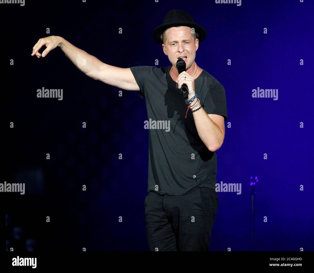 OneRepublic frontman Ryan Tedder performs with the rest of the band at ...