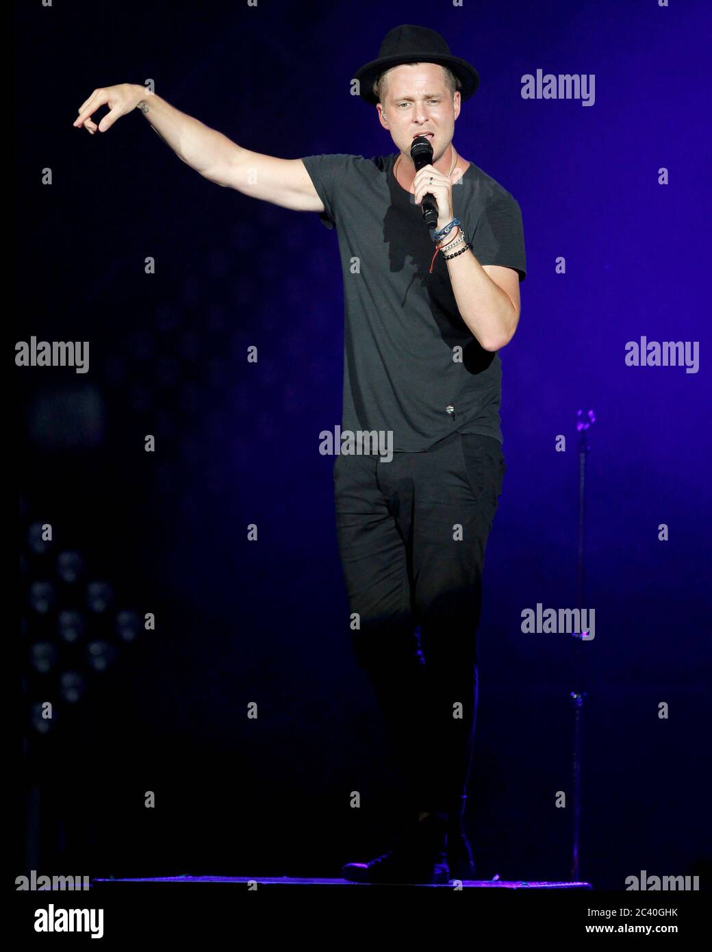 OneRepublic frontman Ryan Tedder performs with the rest of the band at ...