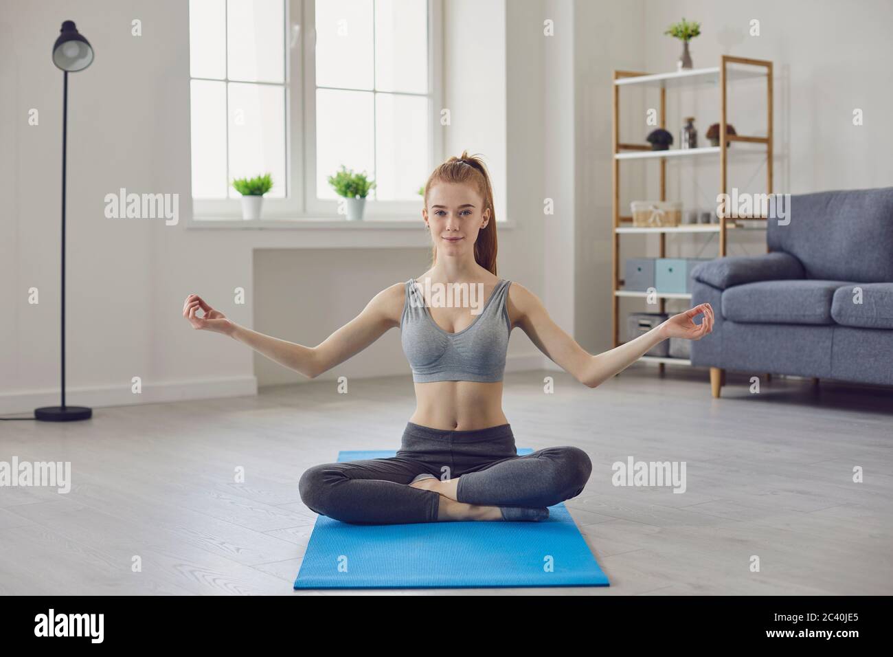 Girl meditating hi-res stock photography and images - Alamy