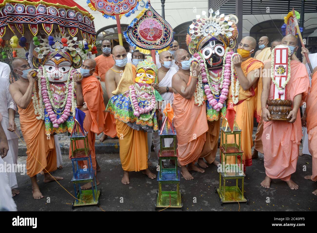 Kolkata, India. 23rd June, 2020. Priest of ISKCON perform rituals for ...