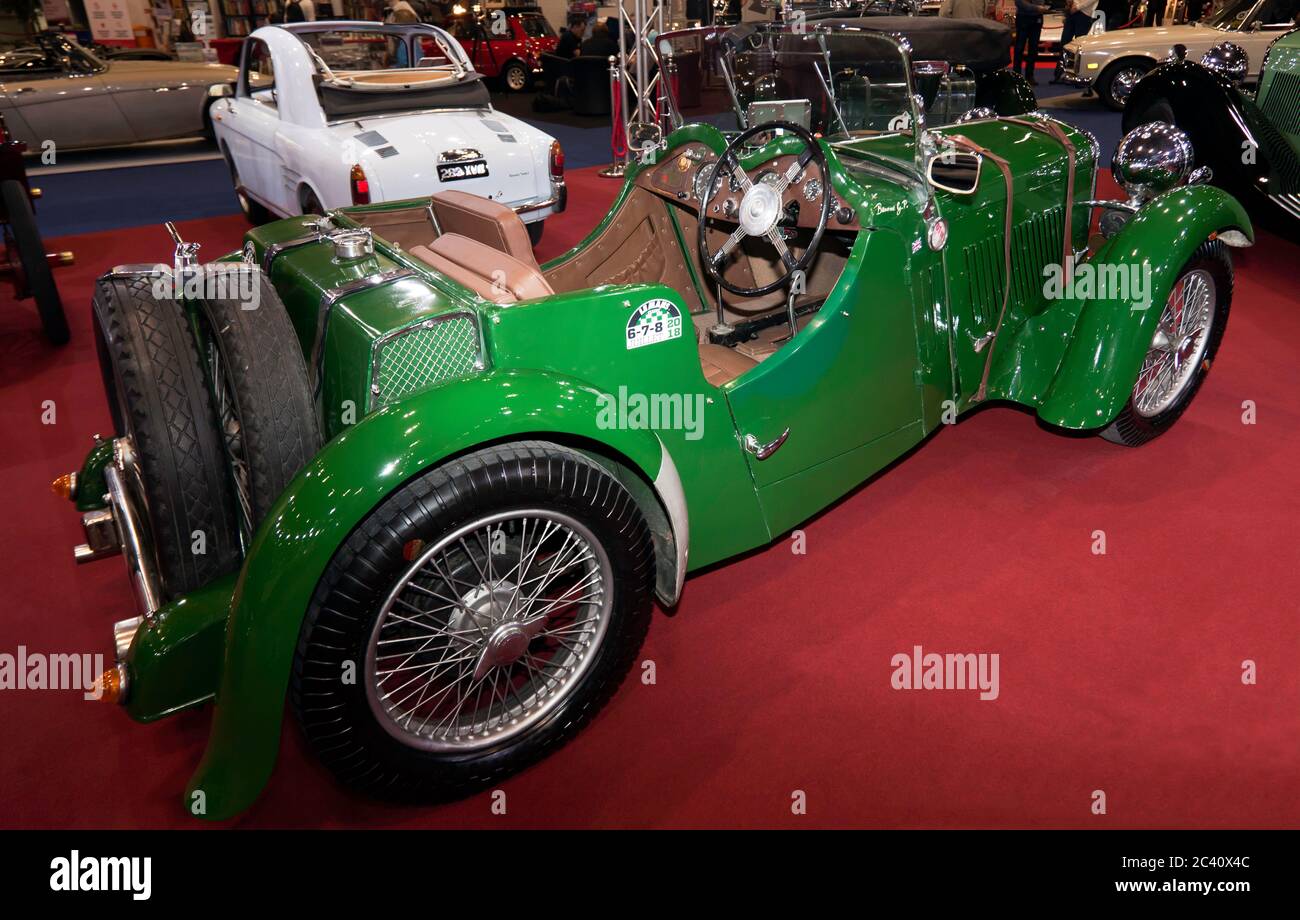 Side view of a Green, 1934, Singer 9hp Le Mans, on display at the ...