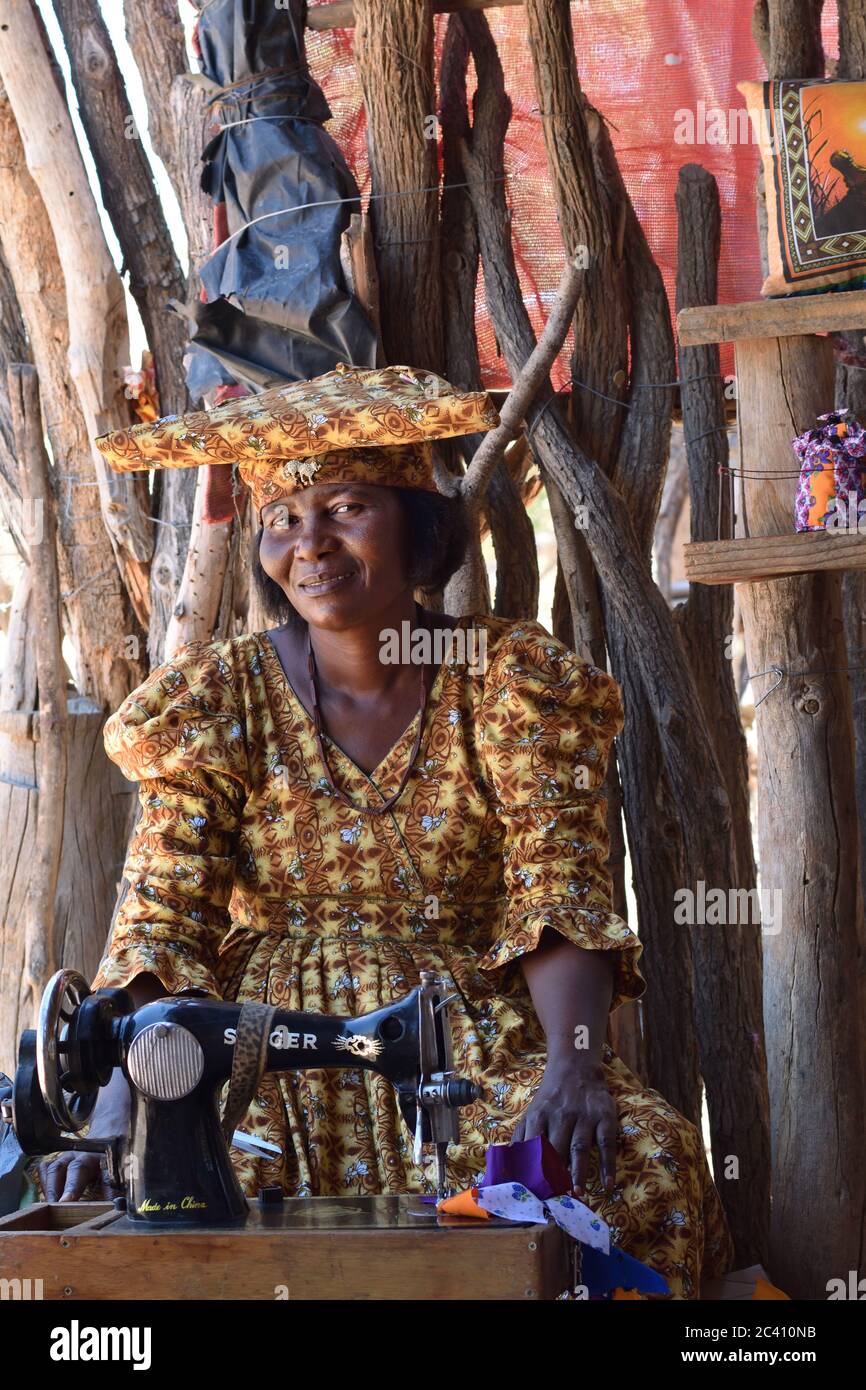 Bantu tribe hi-res stock photography and images - Alamy