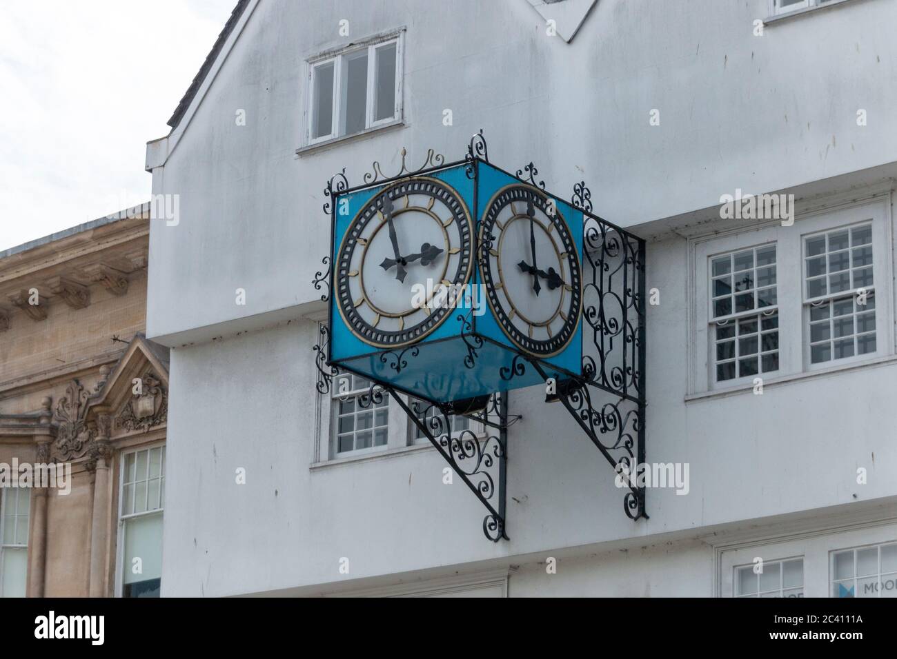 Side view clock hi-res stock photography and images - Alamy