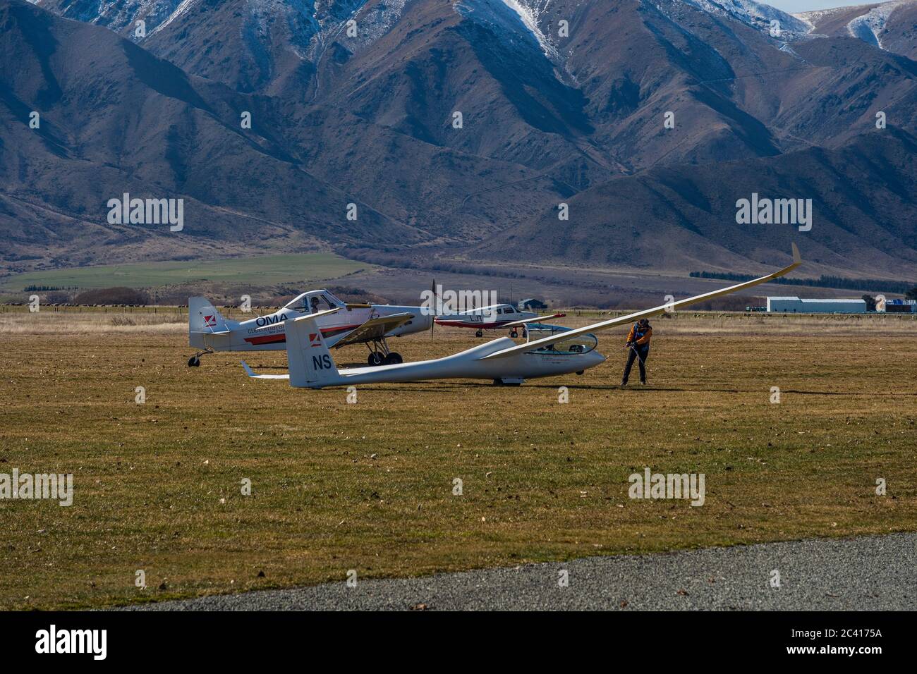 Gliding in Omarama is one of the favourite activity to do in New ...