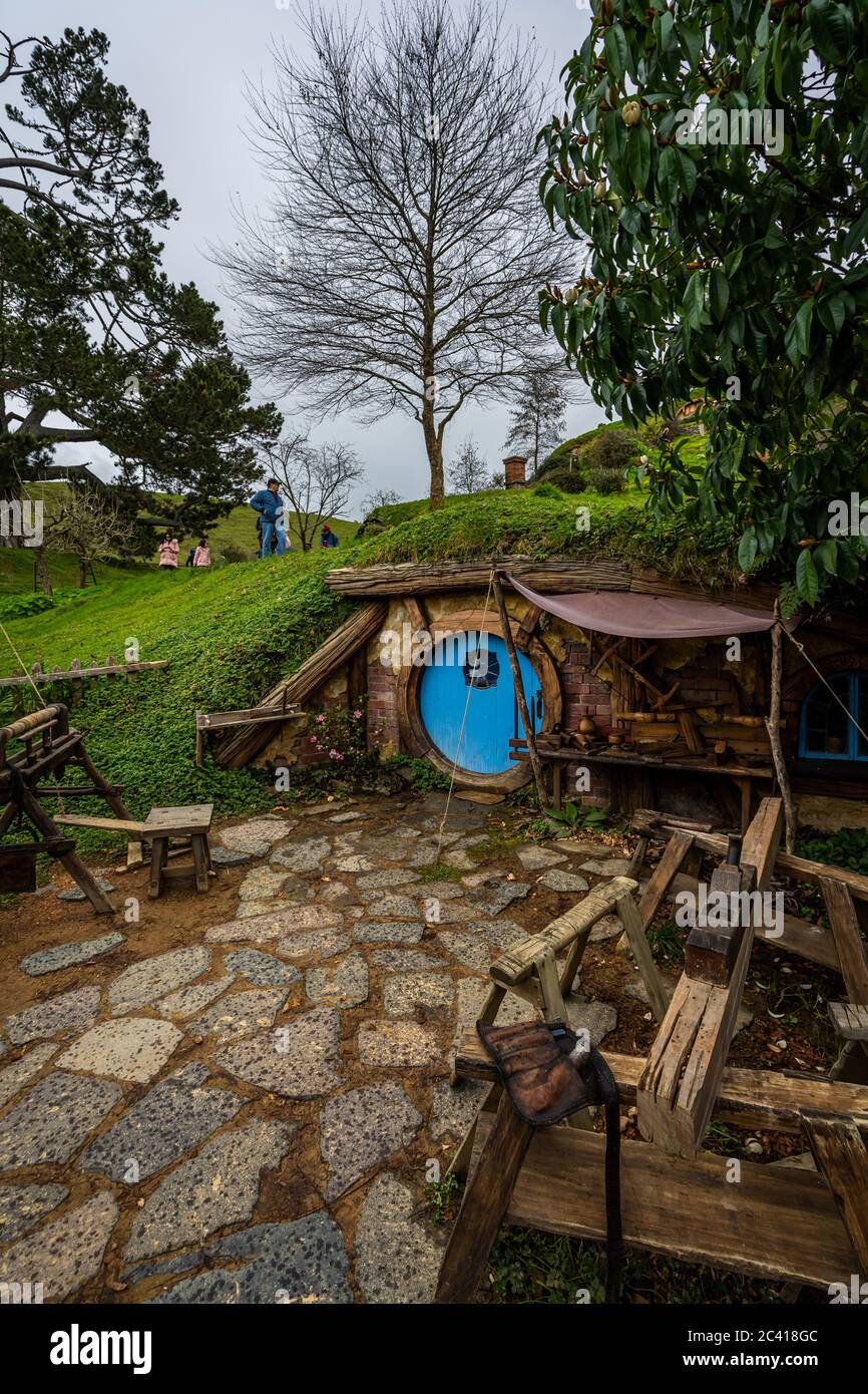 Lord of the ring hi-res stock photography and images - Alamy