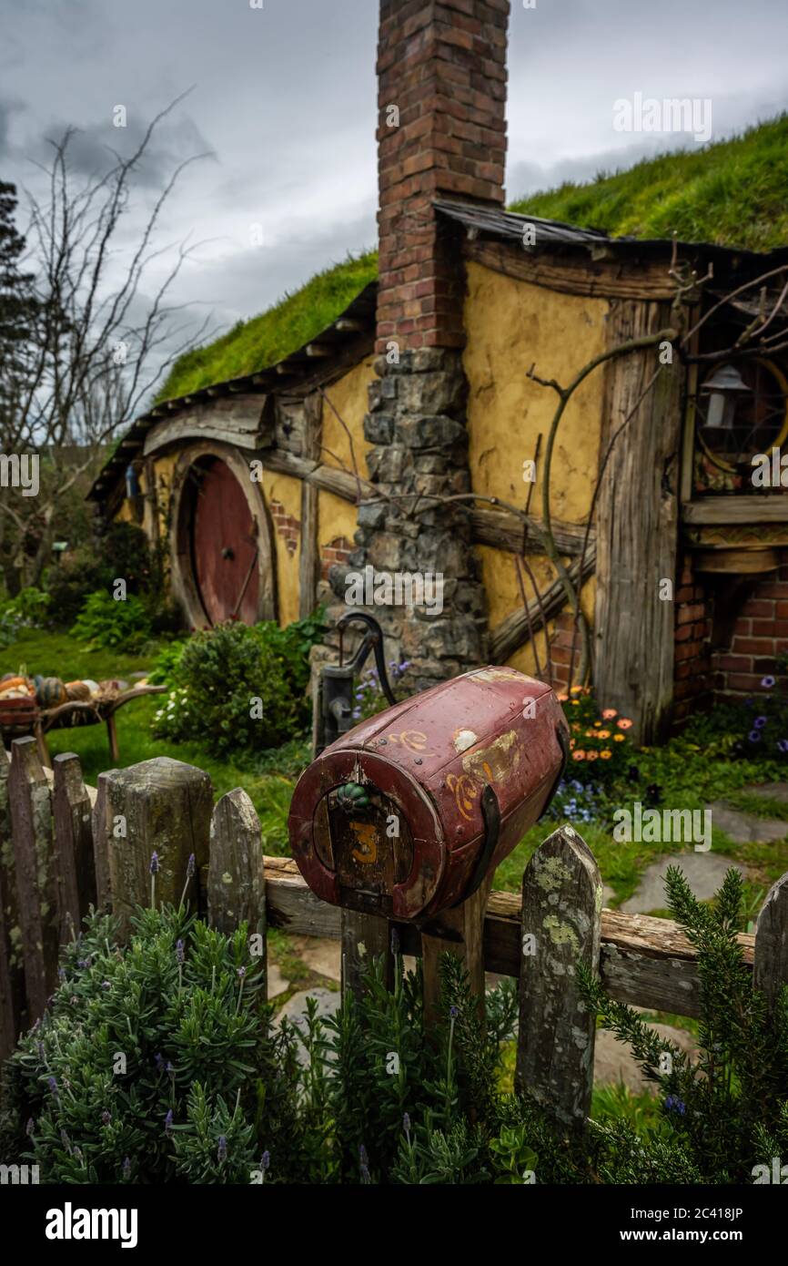 The lord of the rings frodo house hi-res stock photography and images ...