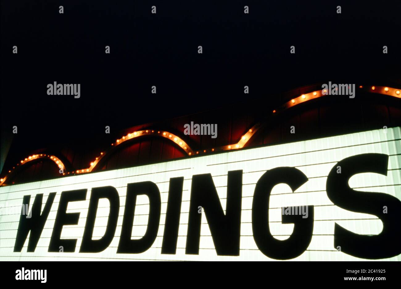 Wedding chapel neon sign hi-res stock photography and images - Alamy