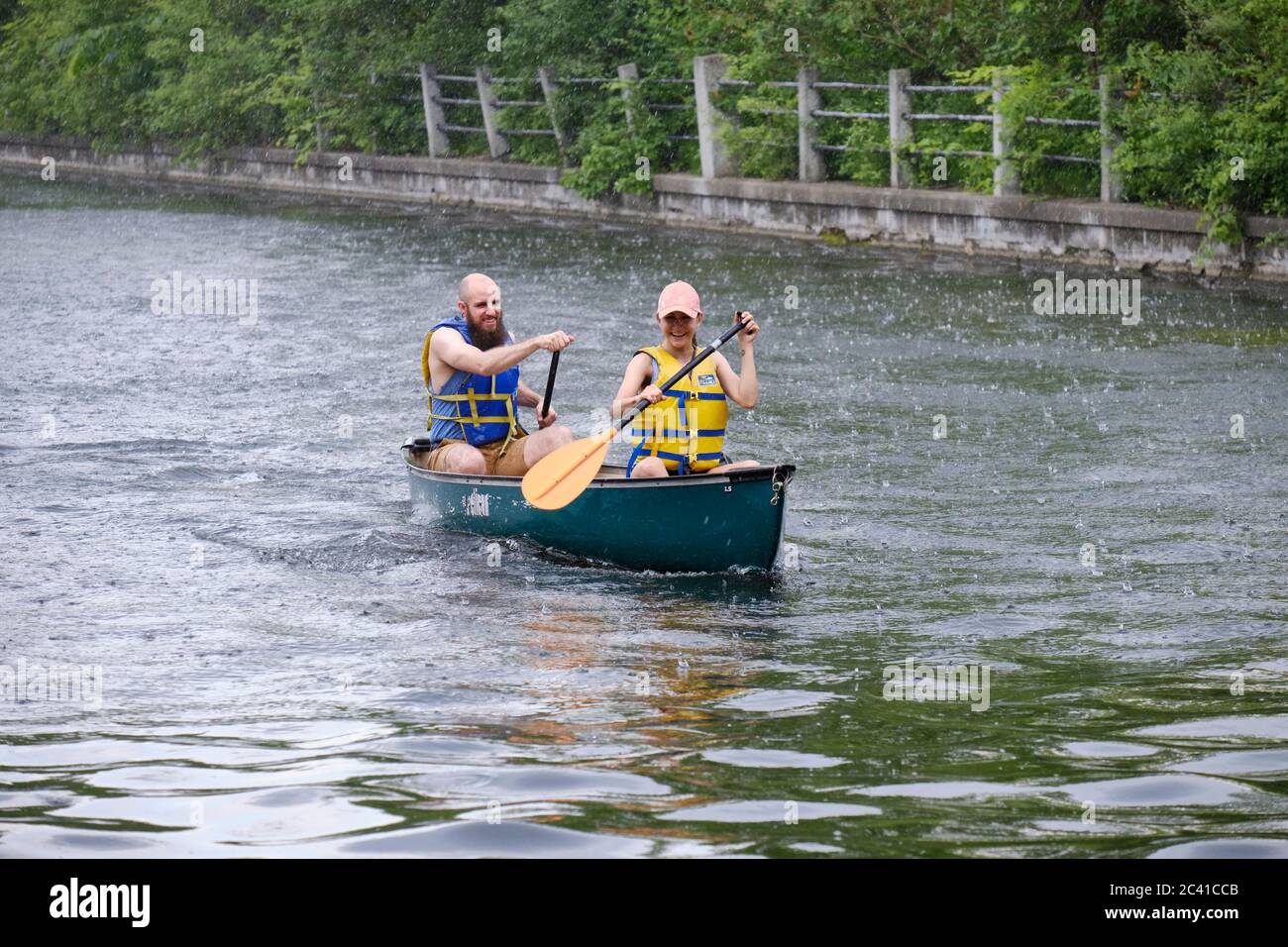 Falling in water canoe hi-res stock photography and images - Alamy