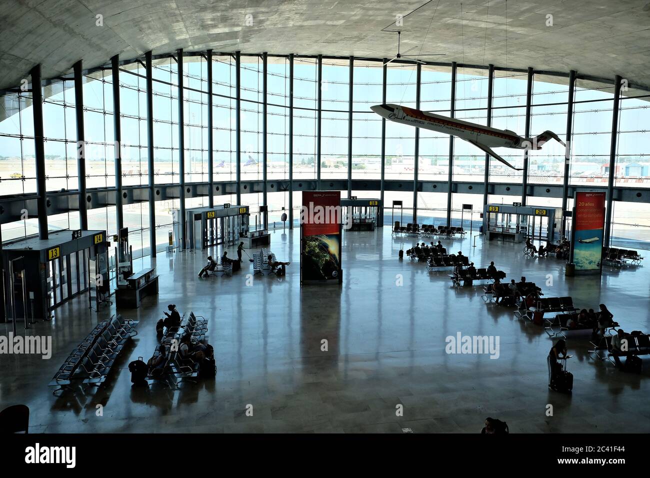 Manises airport valencia hi-res stock photography and images - Alamy