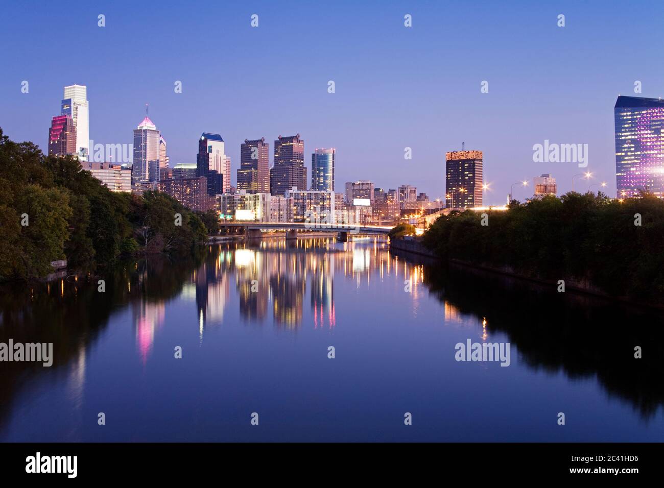 Schuylkill River & Philadelphia Skyline, Pennsylvania, USA Stock Photo ...