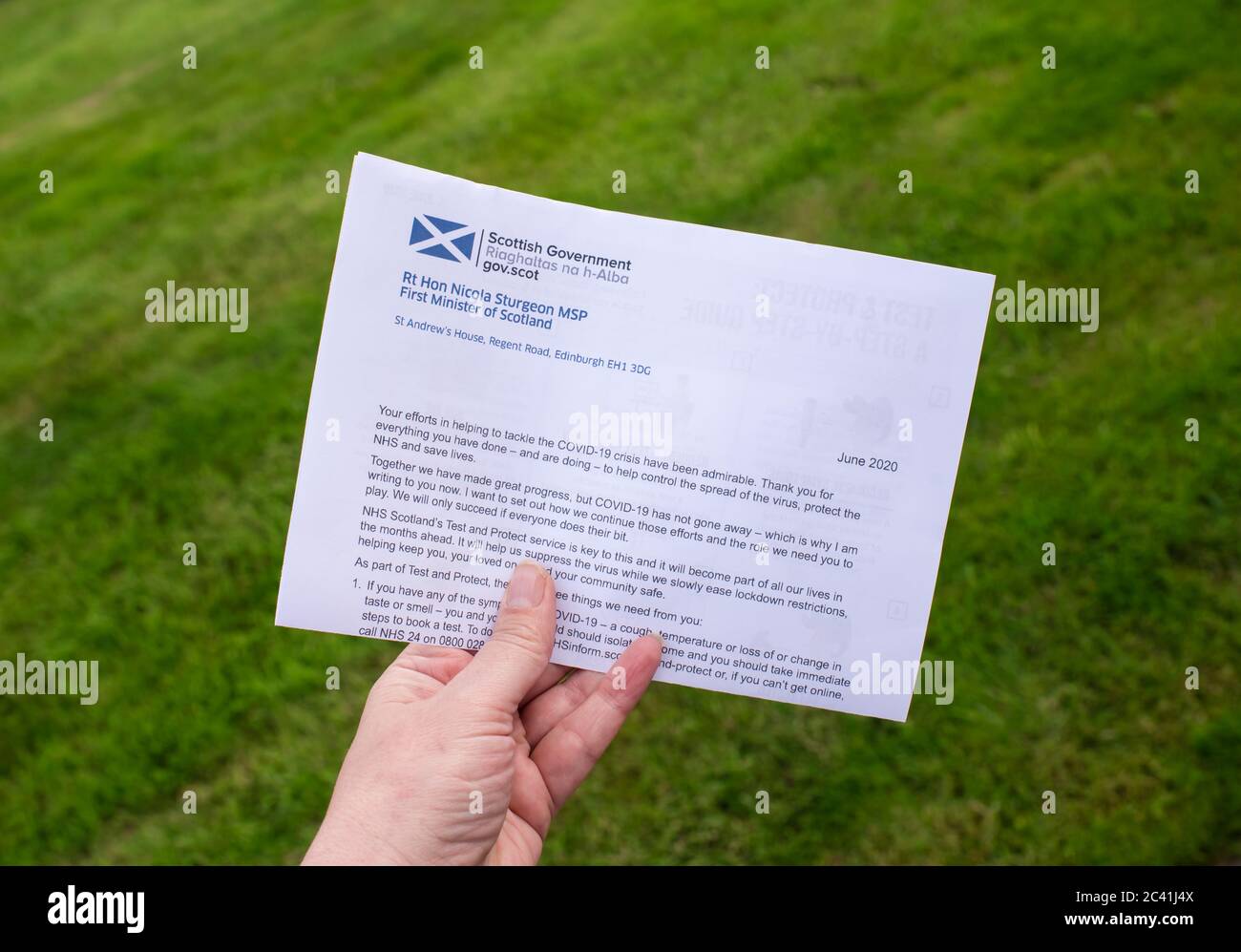 Letter from the nhs hi-res stock photography and images - Alamy