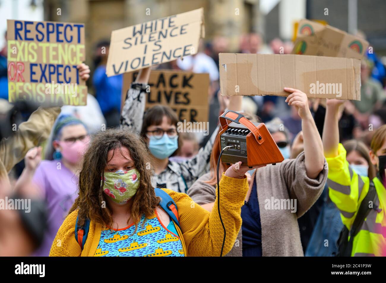 Placard signs hi-res stock photography and images - Alamy