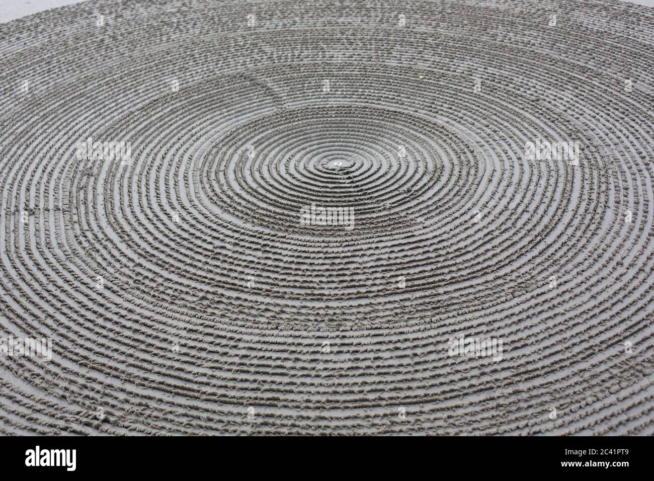 Concentric circles in the sand hi-res stock photography and images - Alamy