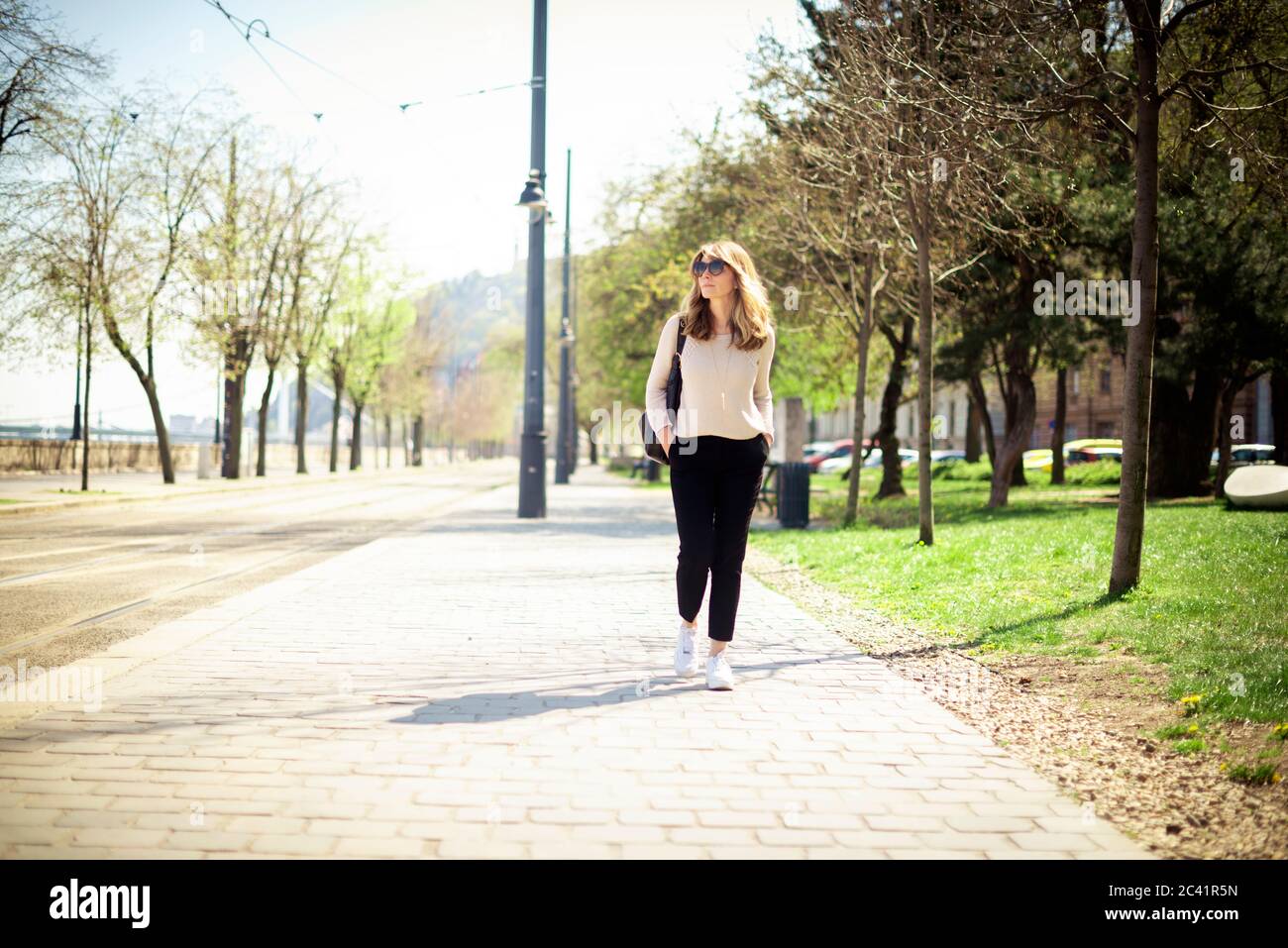 Mature city life hi-res stock photography and images - Alamy