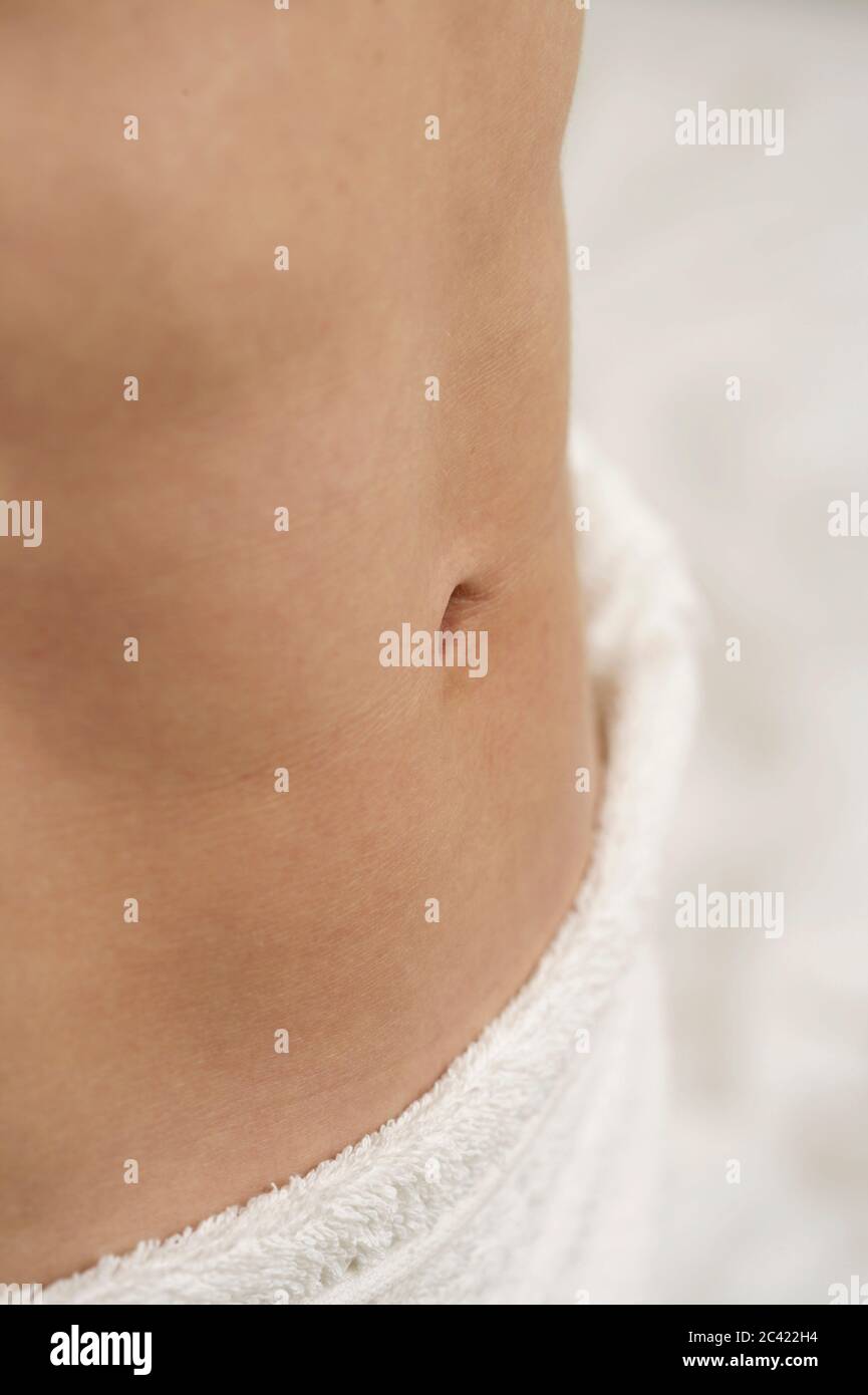 Male belly button hi-res stock photography and images - Alamy