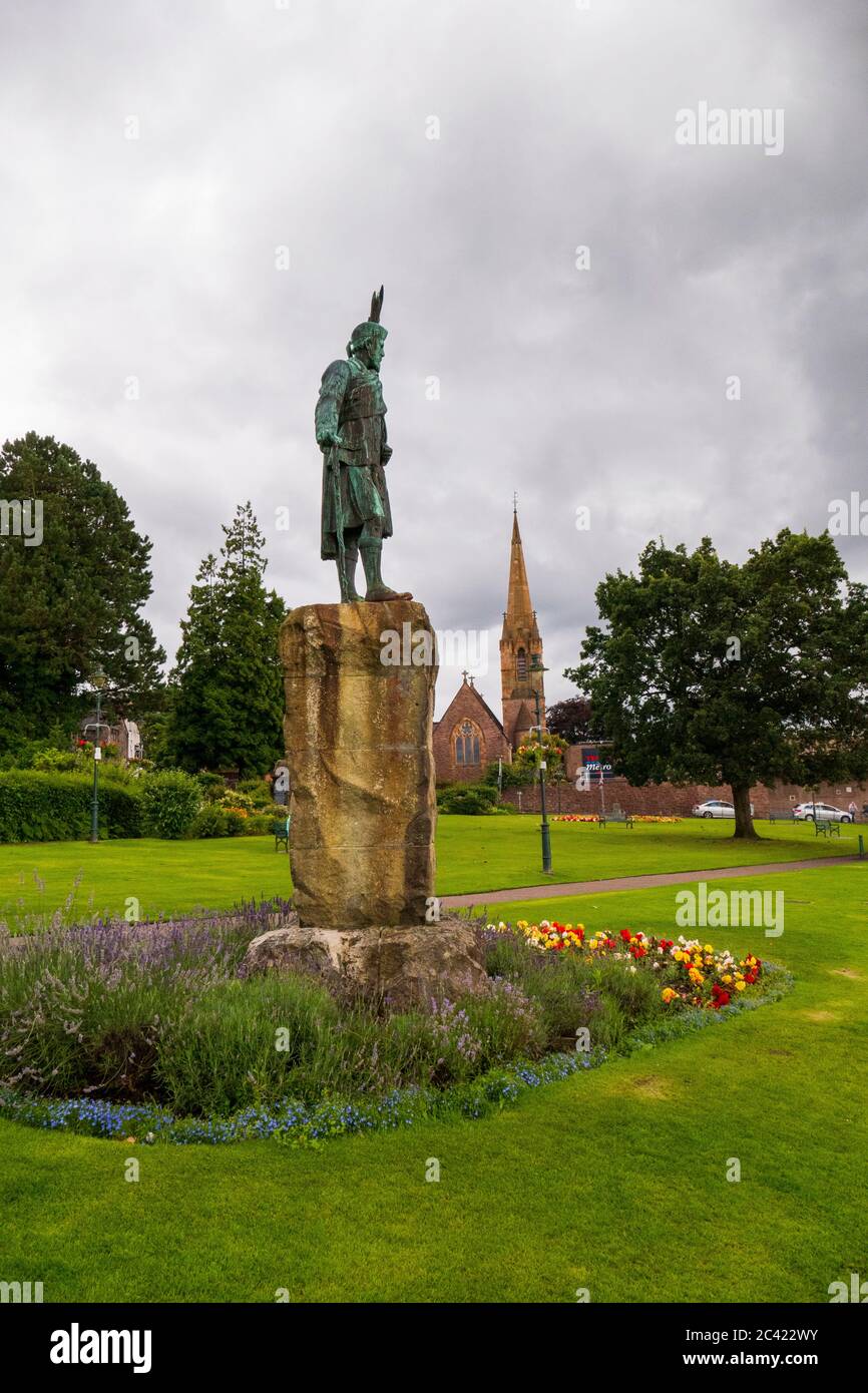 Bronze Statue von Donald Cameron in Fort William Stock Photo - Alamy