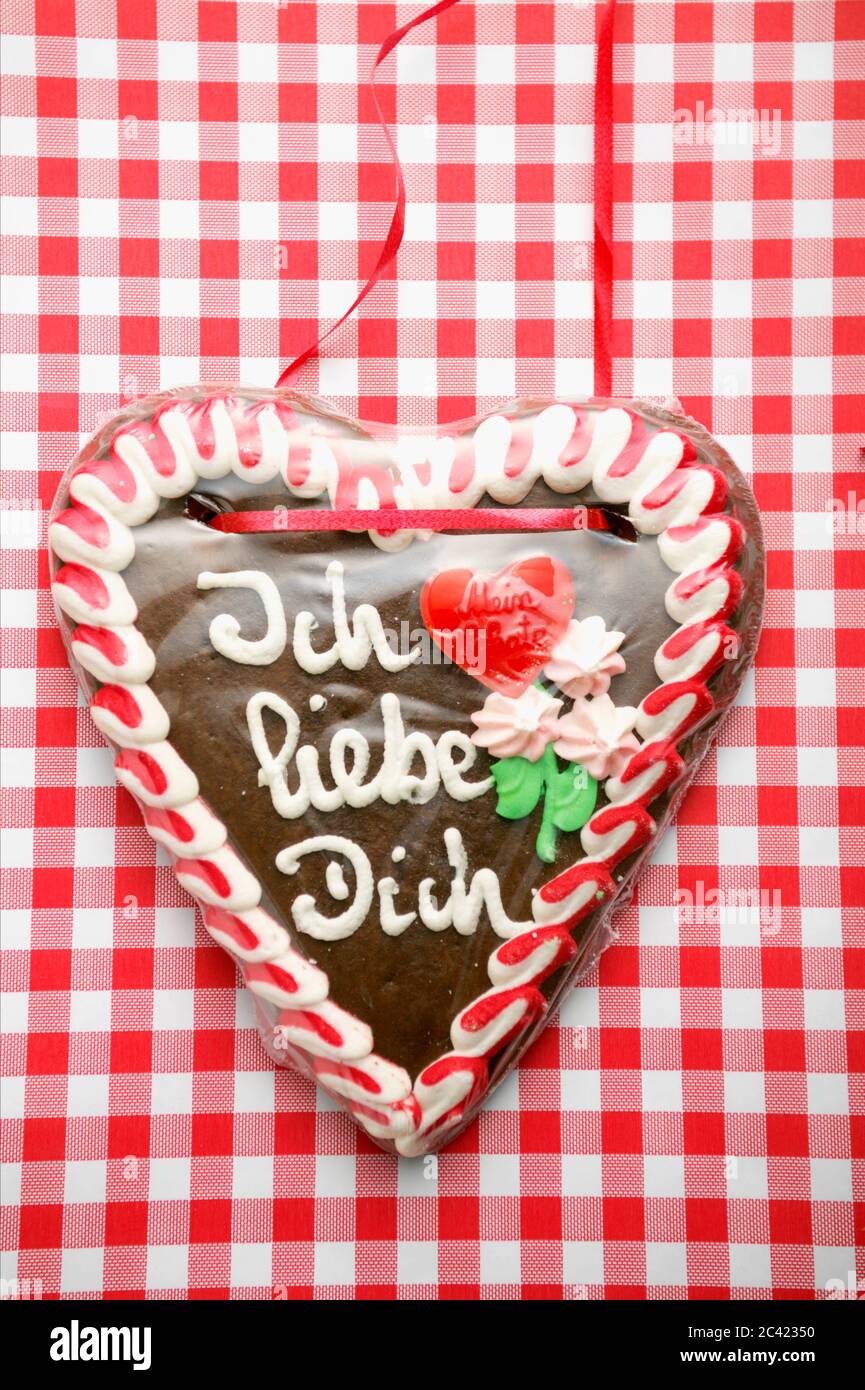 Declaration love gingerbread hi-res stock photography and images - Alamy