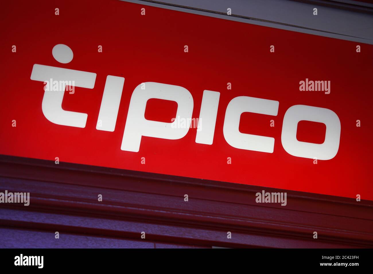 Tipico Logo