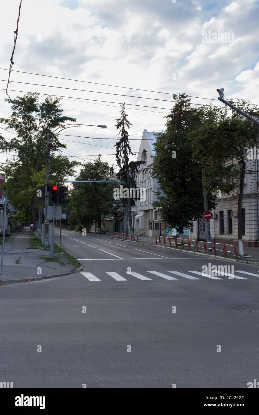 Streets of the city. The crossroads in Chisinau downtown at July 15th ...