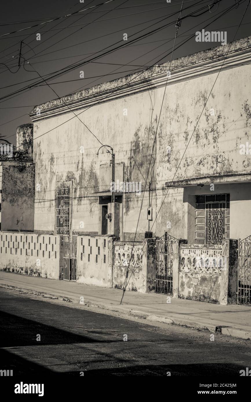 Run-down houses full of different textures in a residential ...