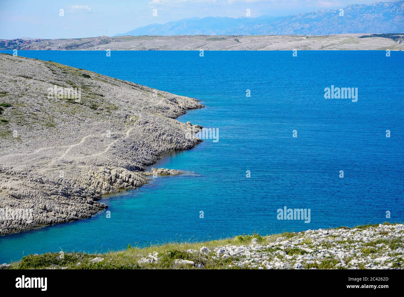 Grey sea wallpaper hi-res stock photography and images - Alamy
