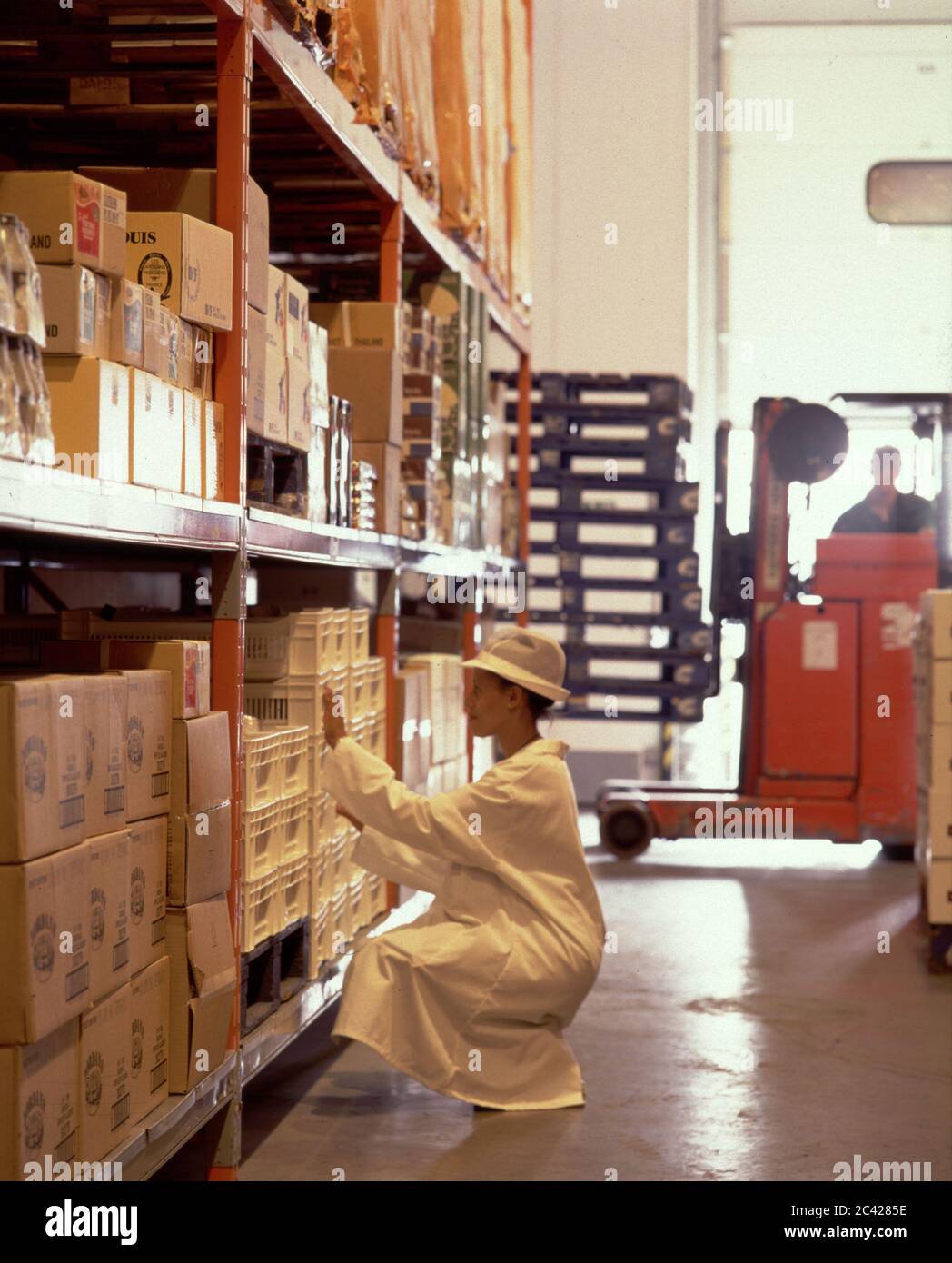 Food factory worker - London - England Stock Photo - Alamy