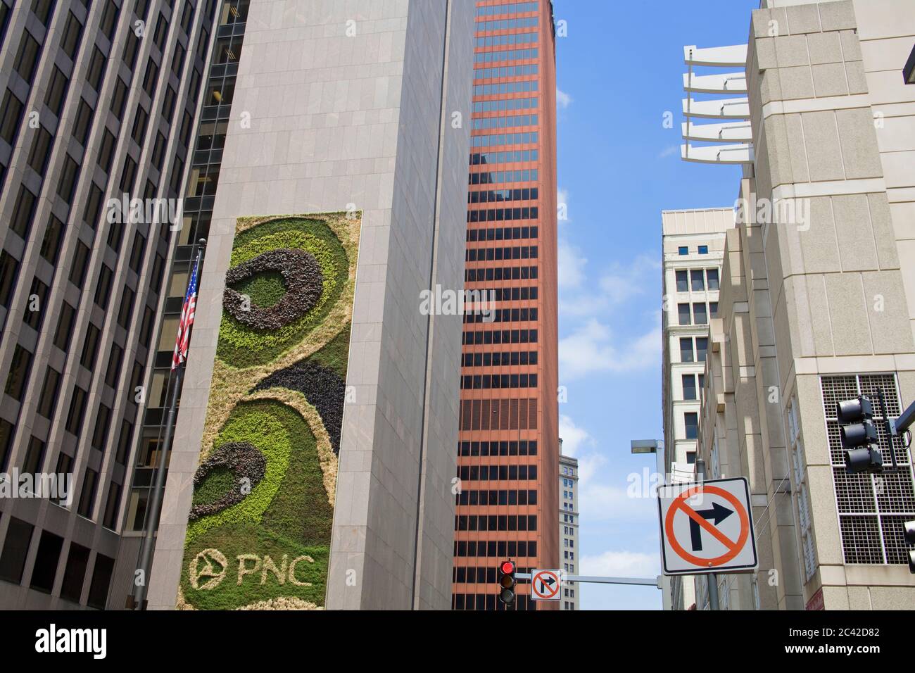 Pnc plaza hi-res stock photography and images - Alamy