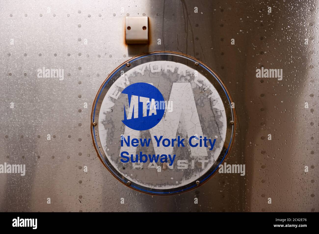 Mta logo hi-res stock photography and images - Alamy