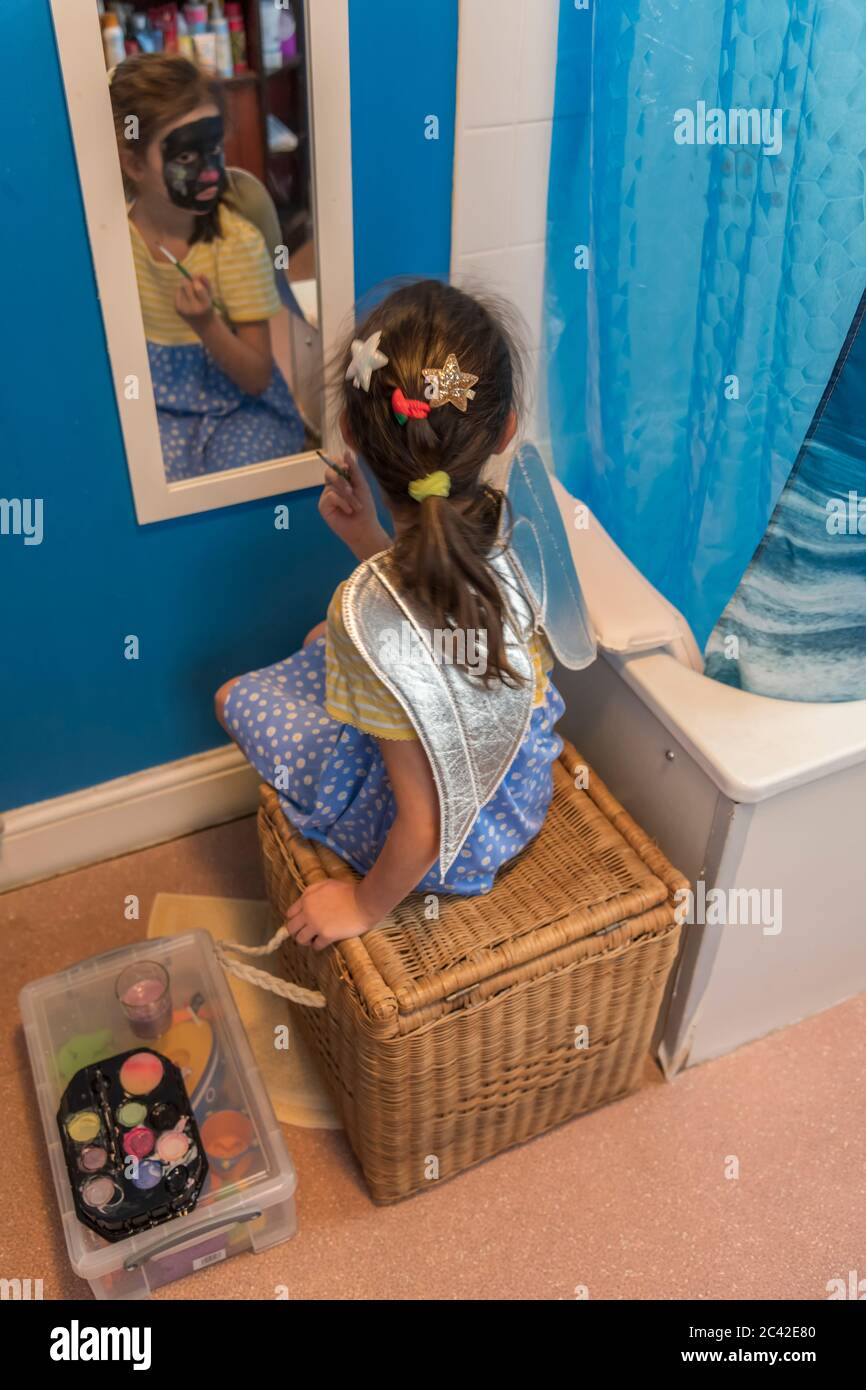 Deprived Childhood High Resolution Stock Photography and Images - Alamy