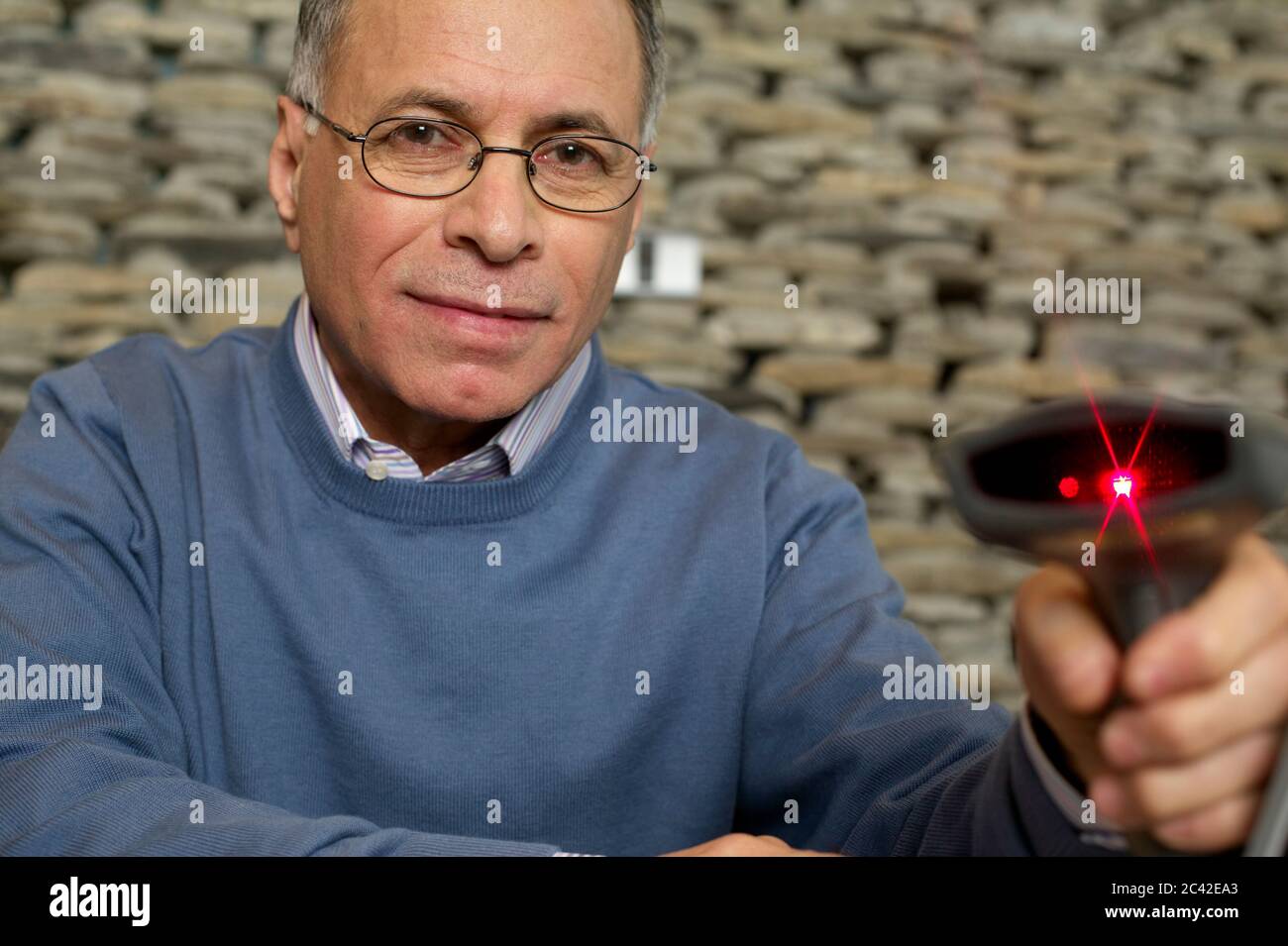 Blue scanners hi-res stock photography and images - Alamy