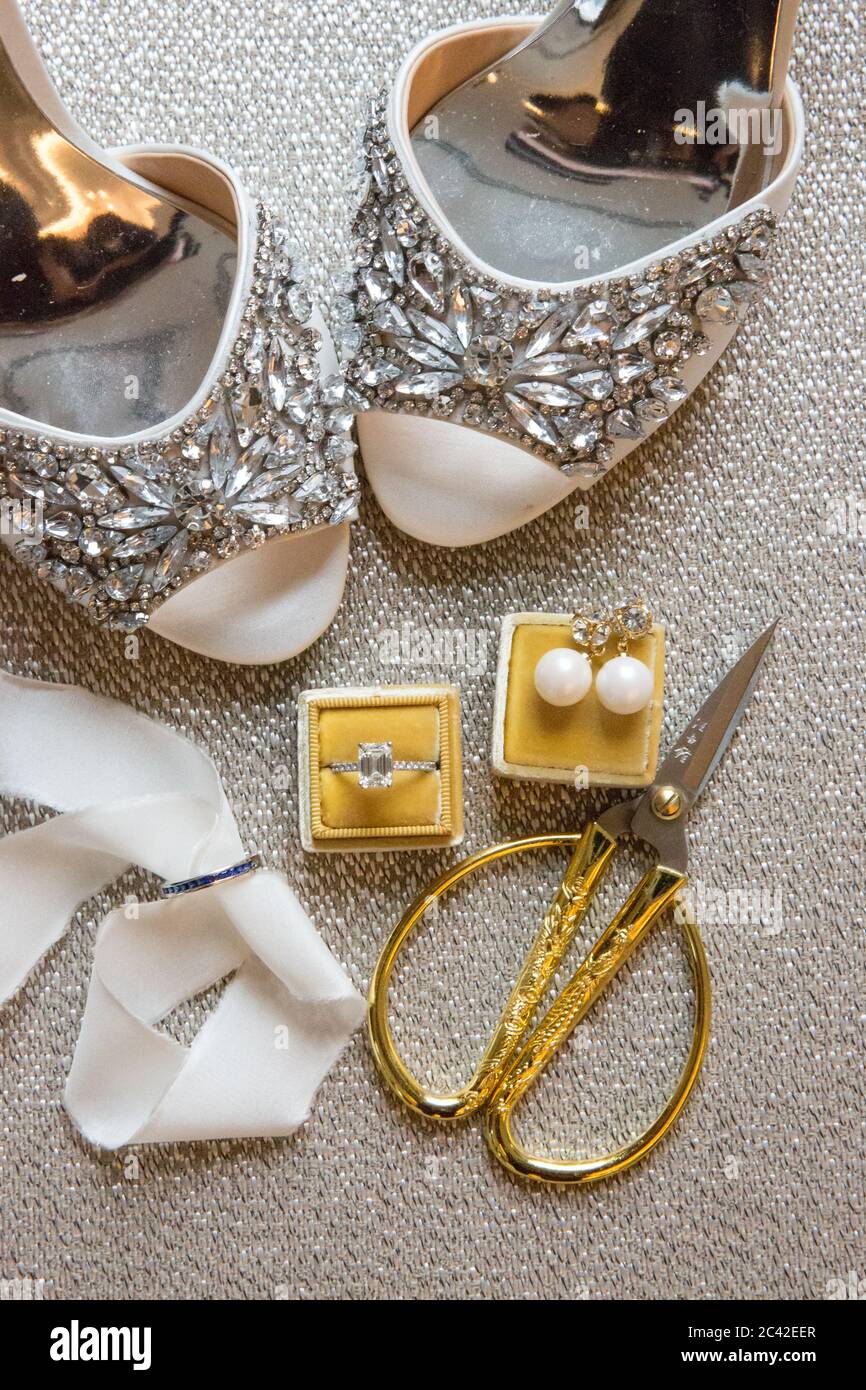 Overhead of bride shoes hi-res stock photography and images - Alamy