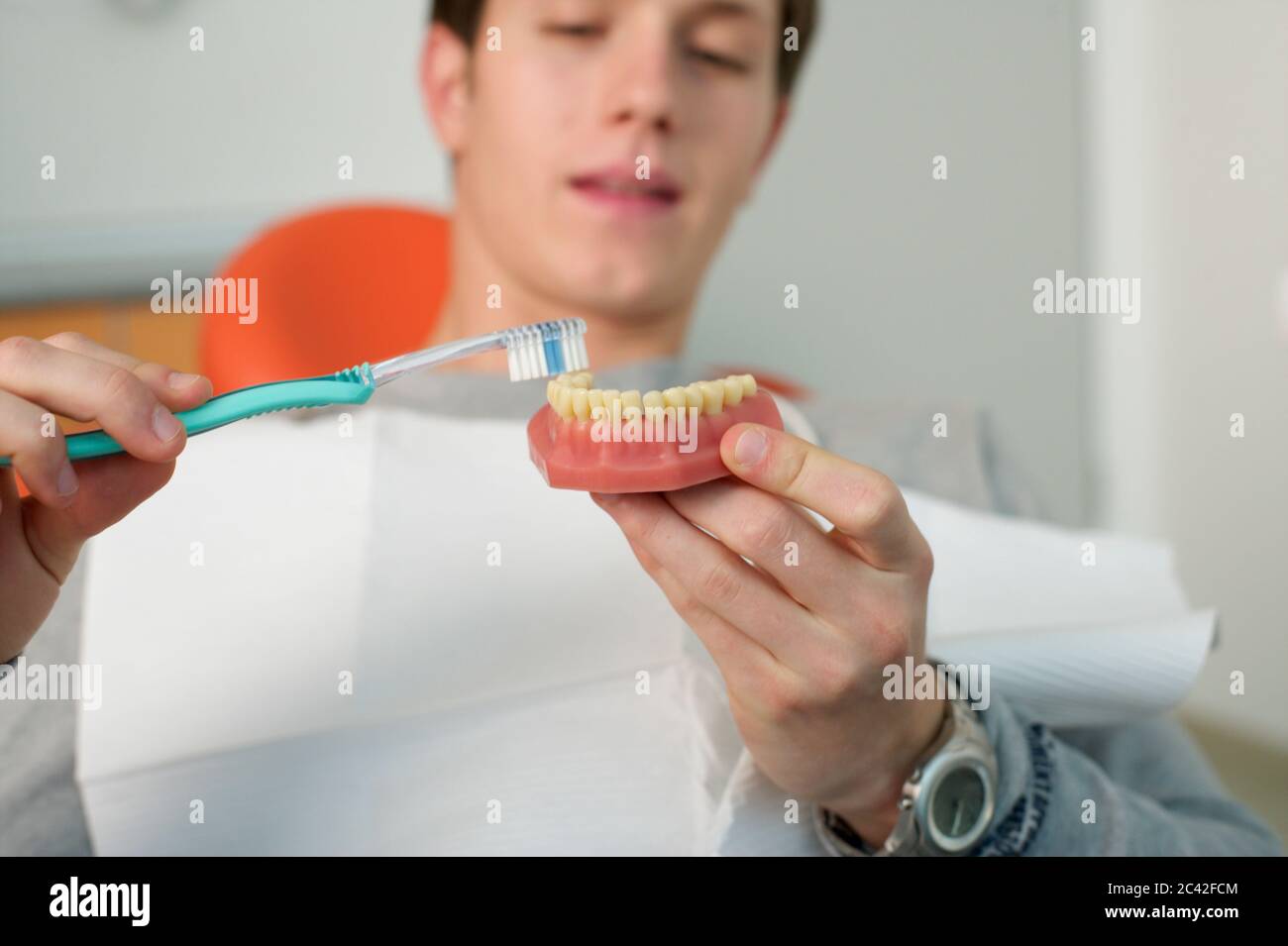 Proper brushing hi-res stock photography and images - Alamy