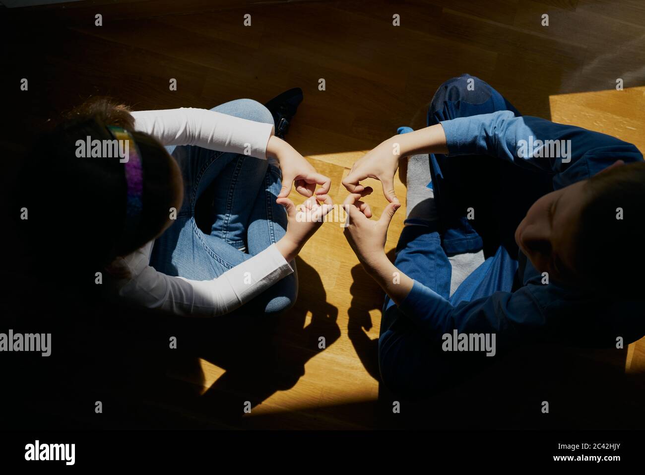 Anonymous children hi-res stock photography and images - Alamy