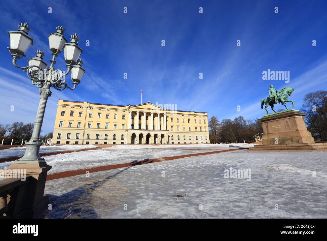 Oslo, Norway - March 1, 2019: Det kongelige slott, The Royal Palace in ...