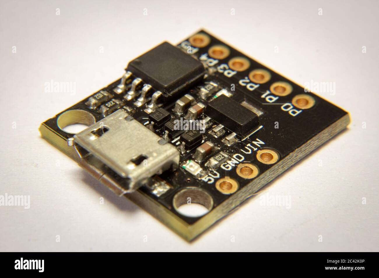 Close up on a ATTiny 32, an arduino-like micro controller Stock Photo ...