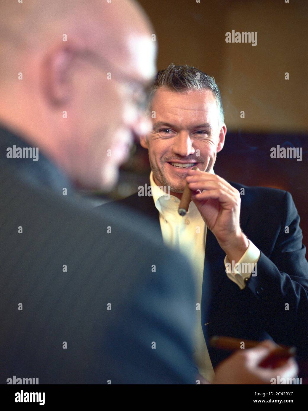 Smoke parlor hi-res stock photography and images - Alamy