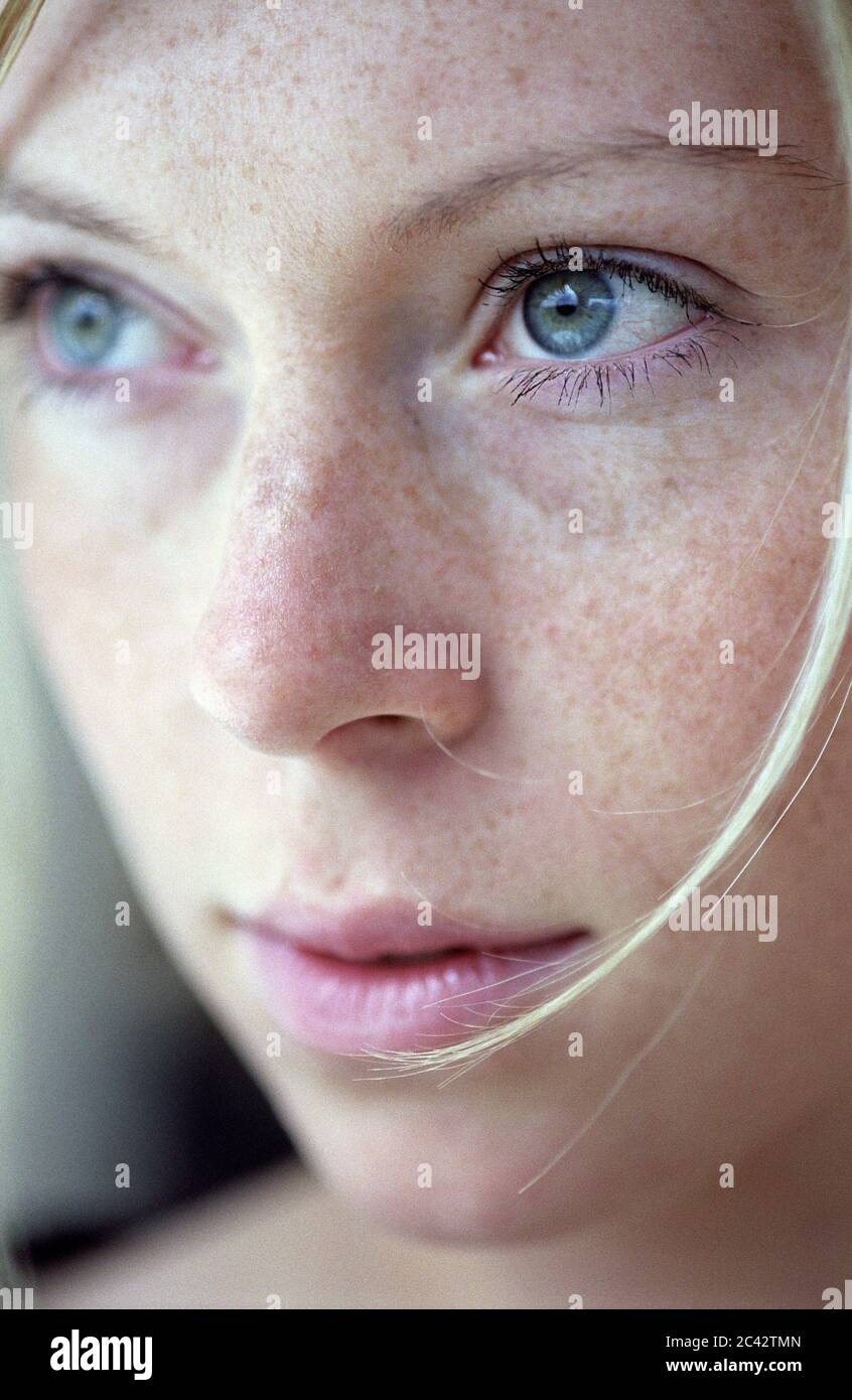 Dreamily look hi-res stock photography and images - Alamy