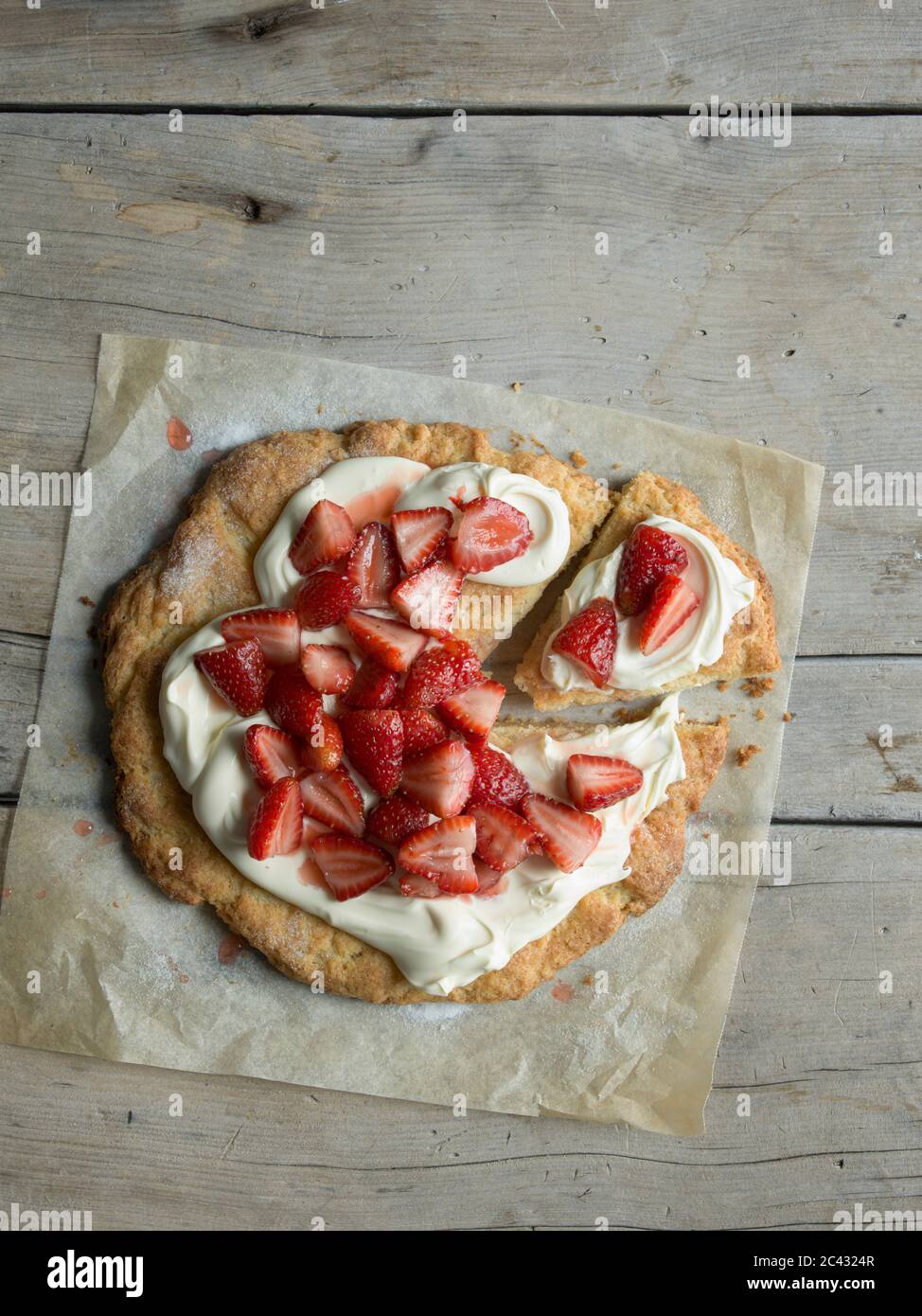 Strawberry shortcake tea hi-res stock photography and images - Alamy