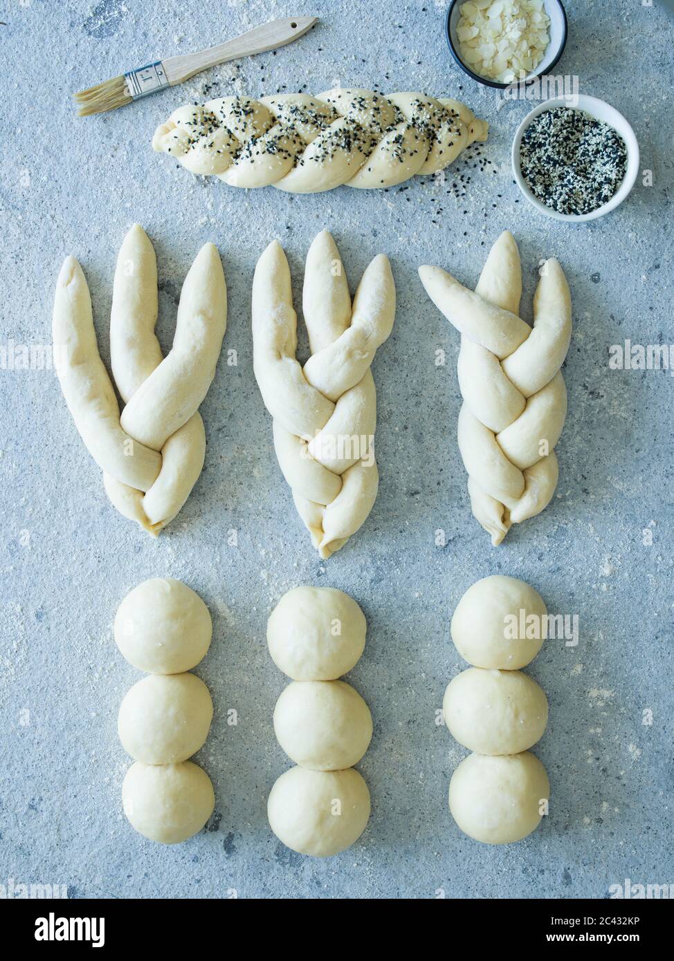 How to Plait Kitke or Challah Stock Photo - Alamy