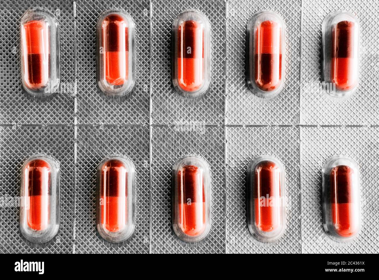 Capsules packed in a blister pack Stock Photo - Alamy