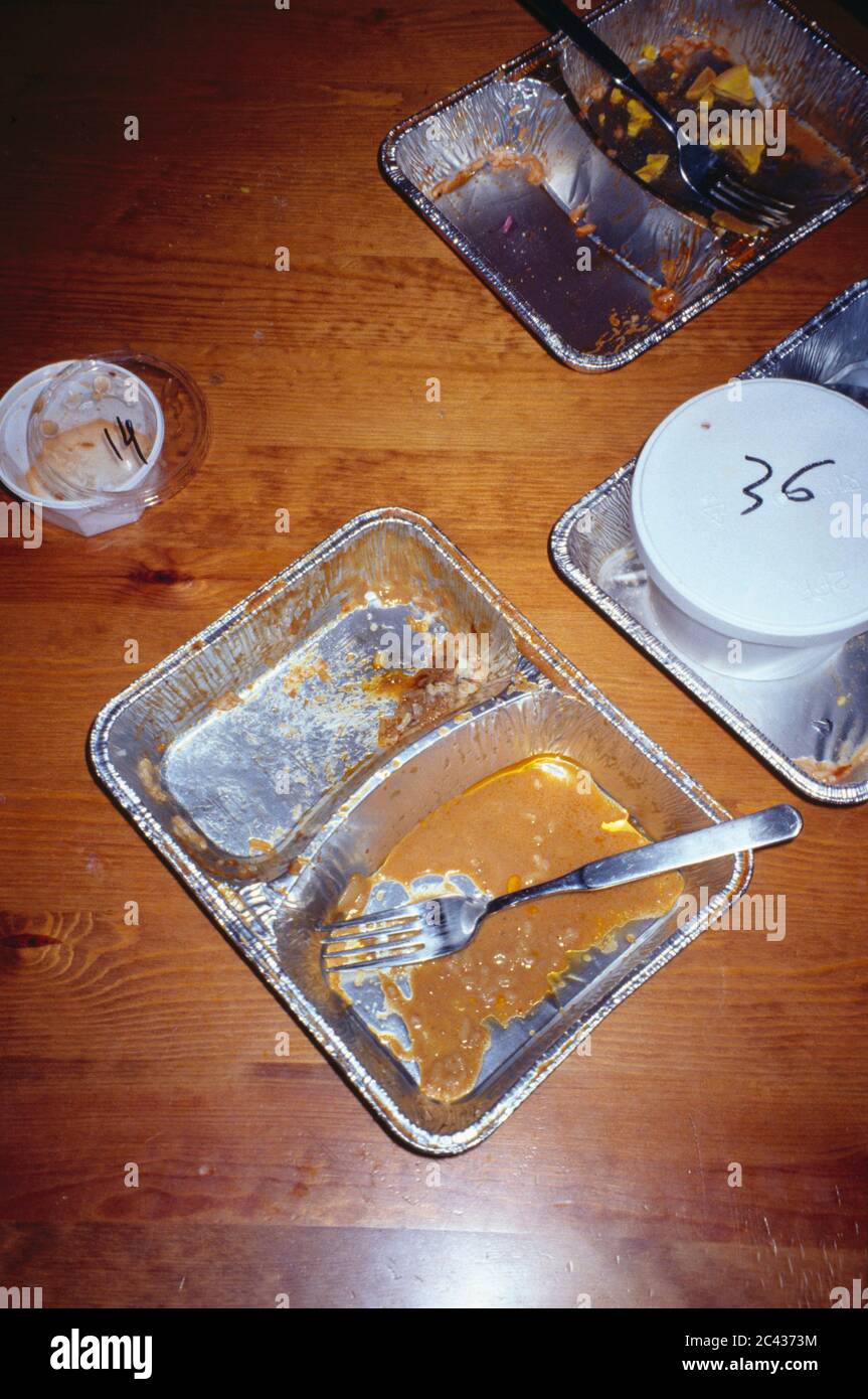 Empty take-away plates - garbage - nutrition Stock Photo - Alamy