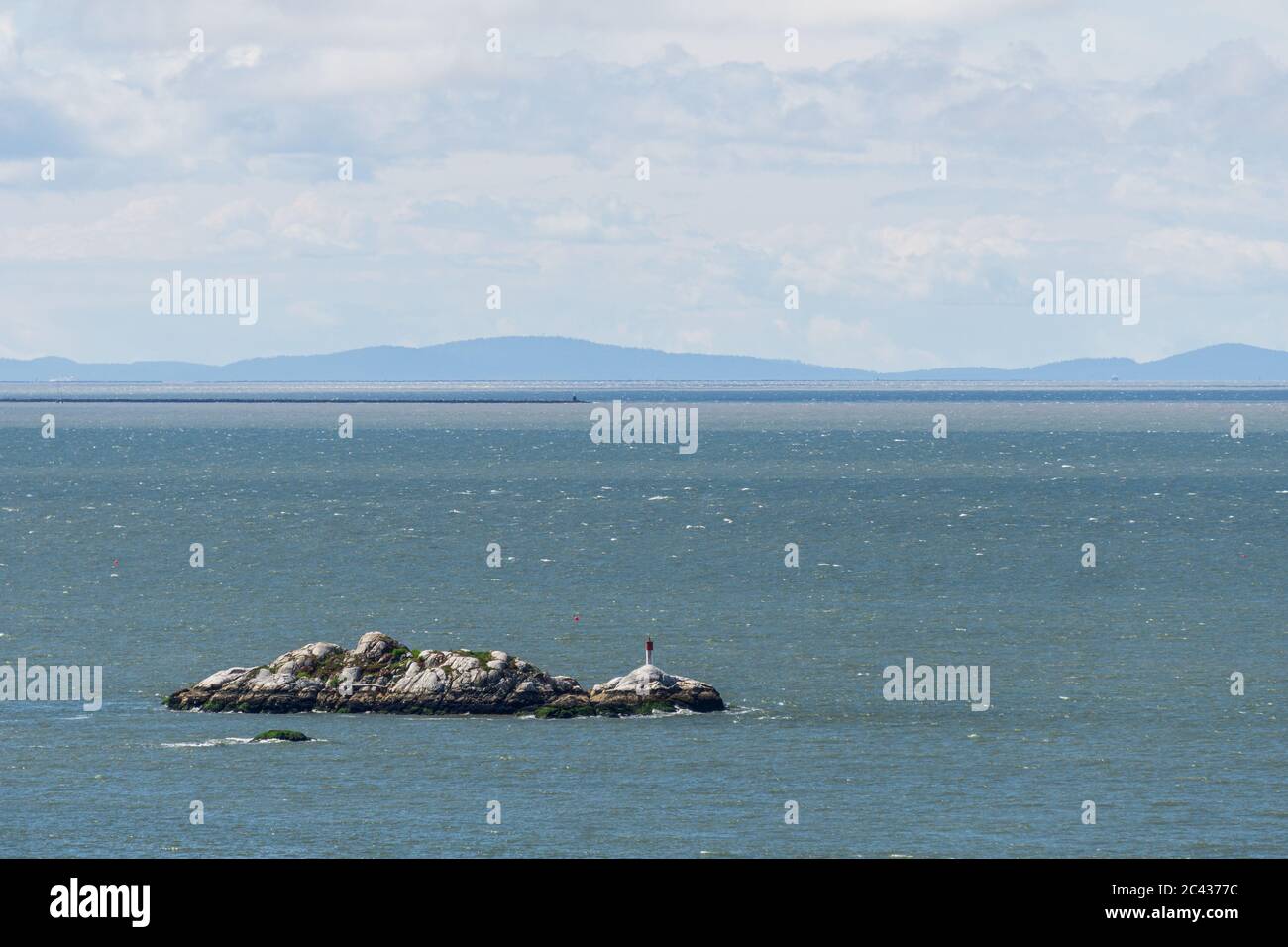Canadian pacific ocean hi-res stock photography and images - Alamy